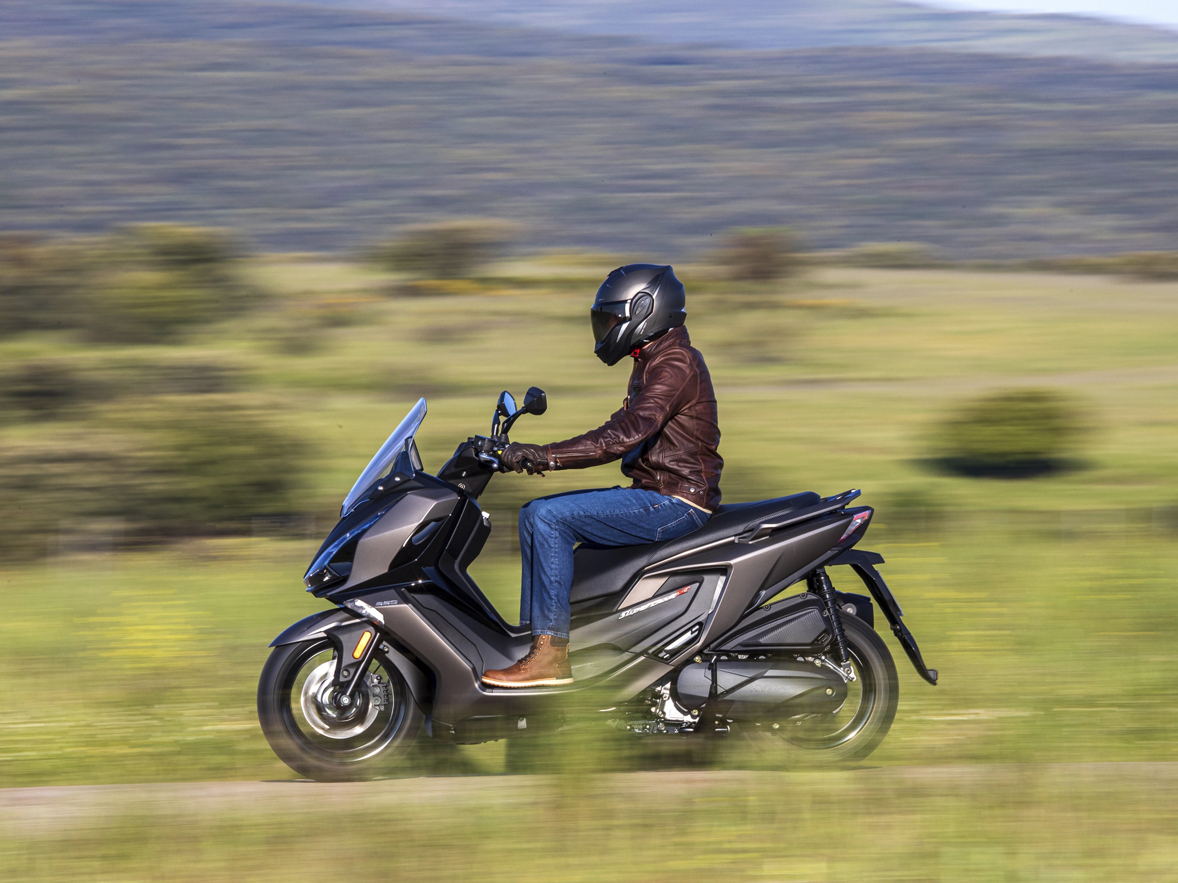 Super Dink 350 TCS KYMCO - Moto Scooter 350 cc